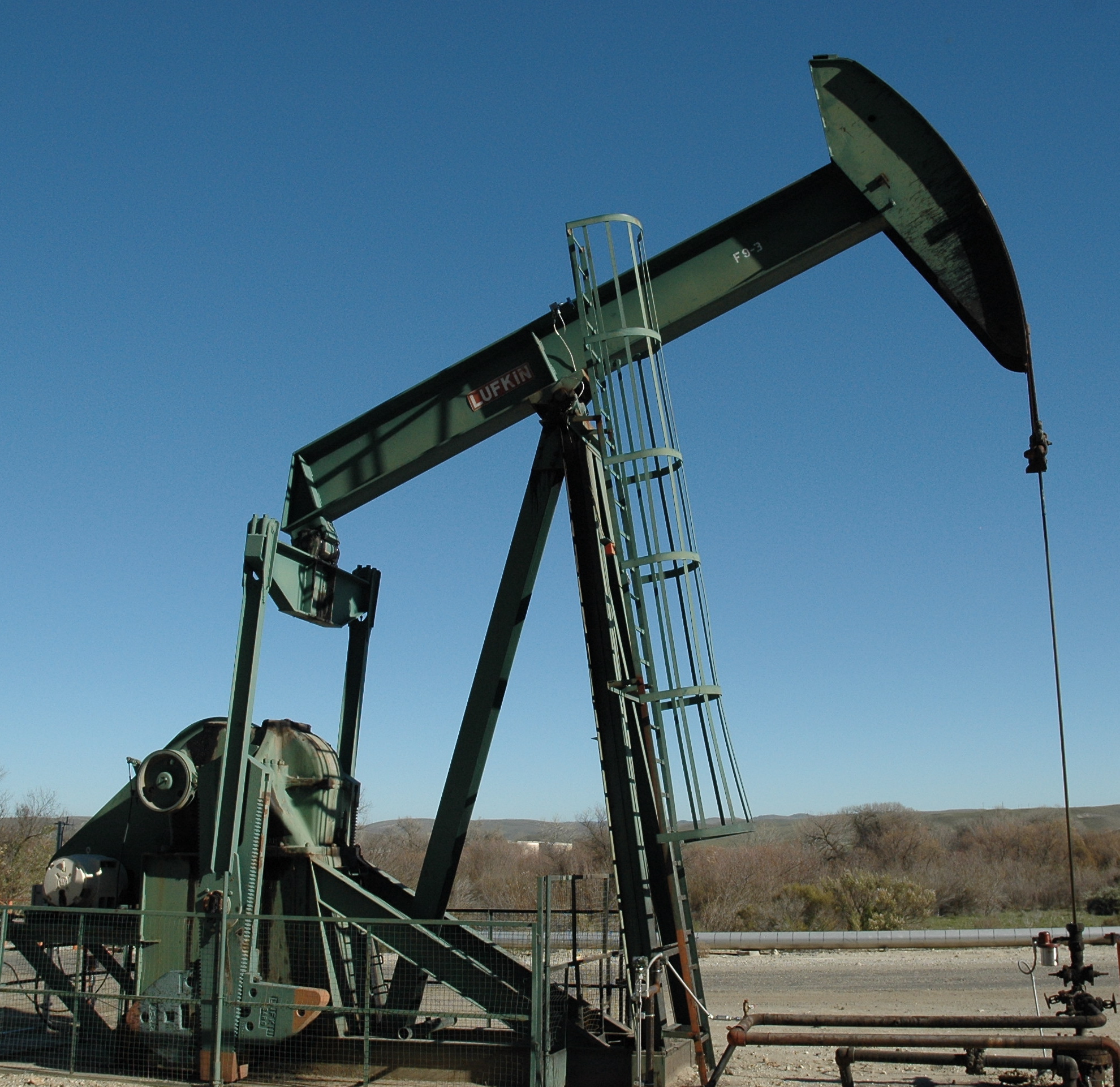 A Tale of Two Oil Wells – Robert Bolman
